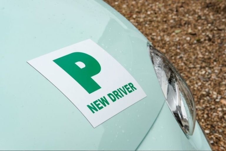 L plates and P plates - the rules | Howden Insurance