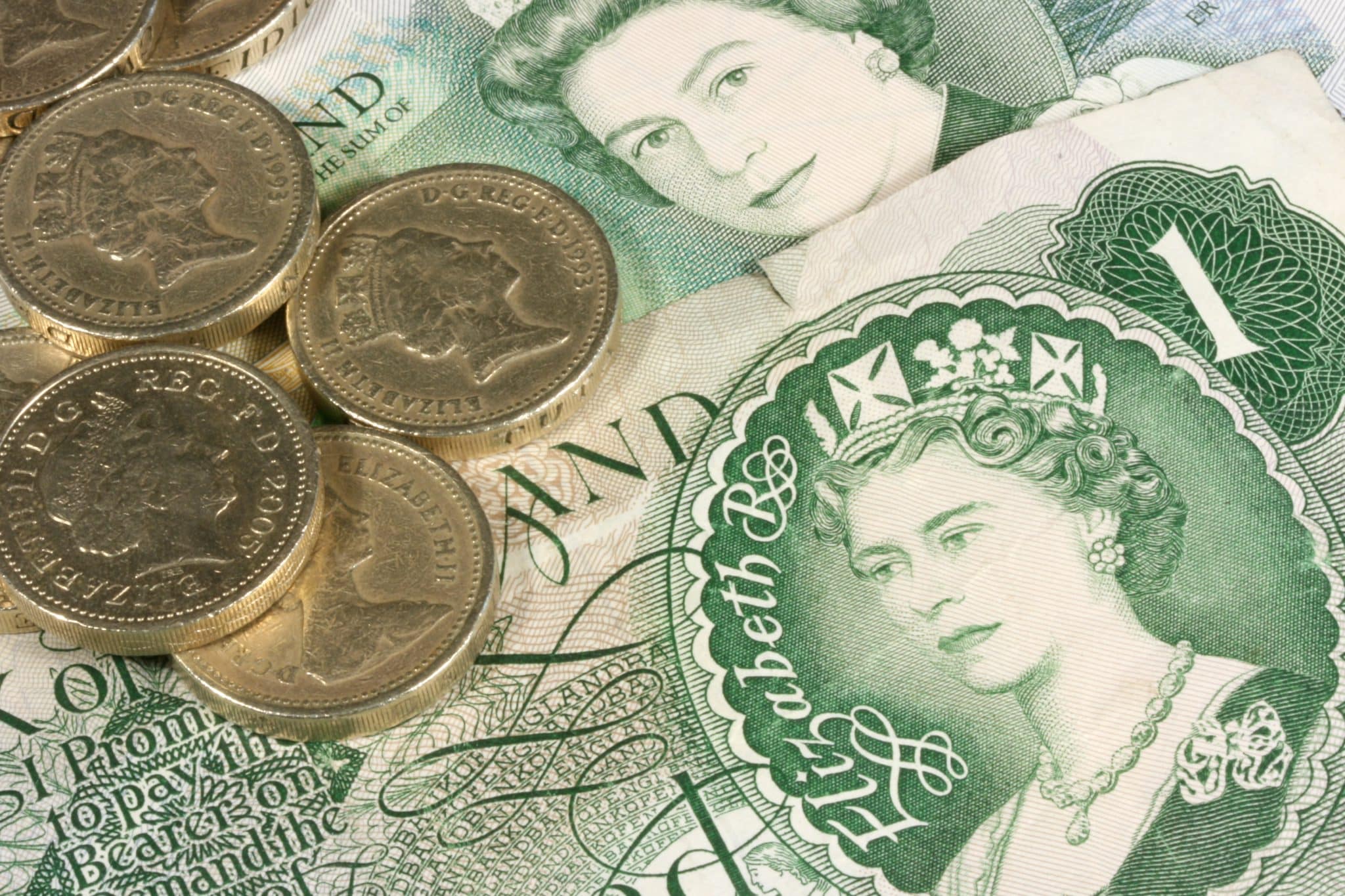 Old pound coins: what do we do with them now? | Howden Insurance