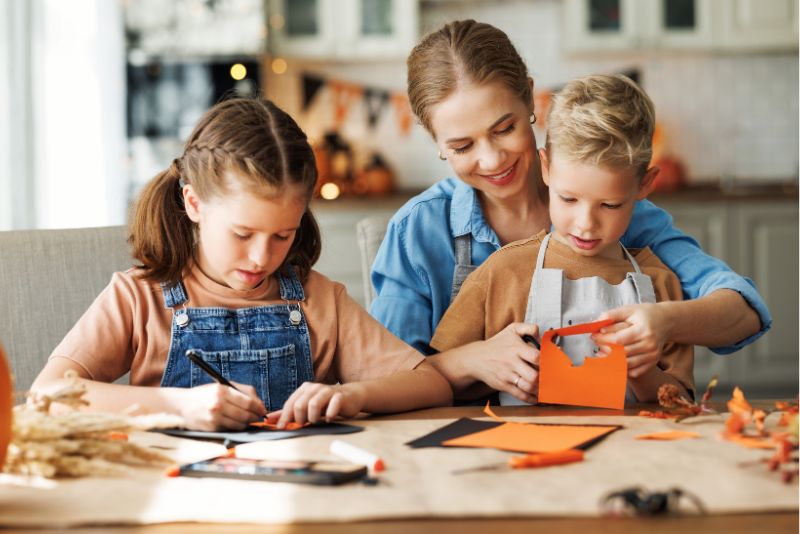 Keep busy with these Halloween crafts | Howden Insurance